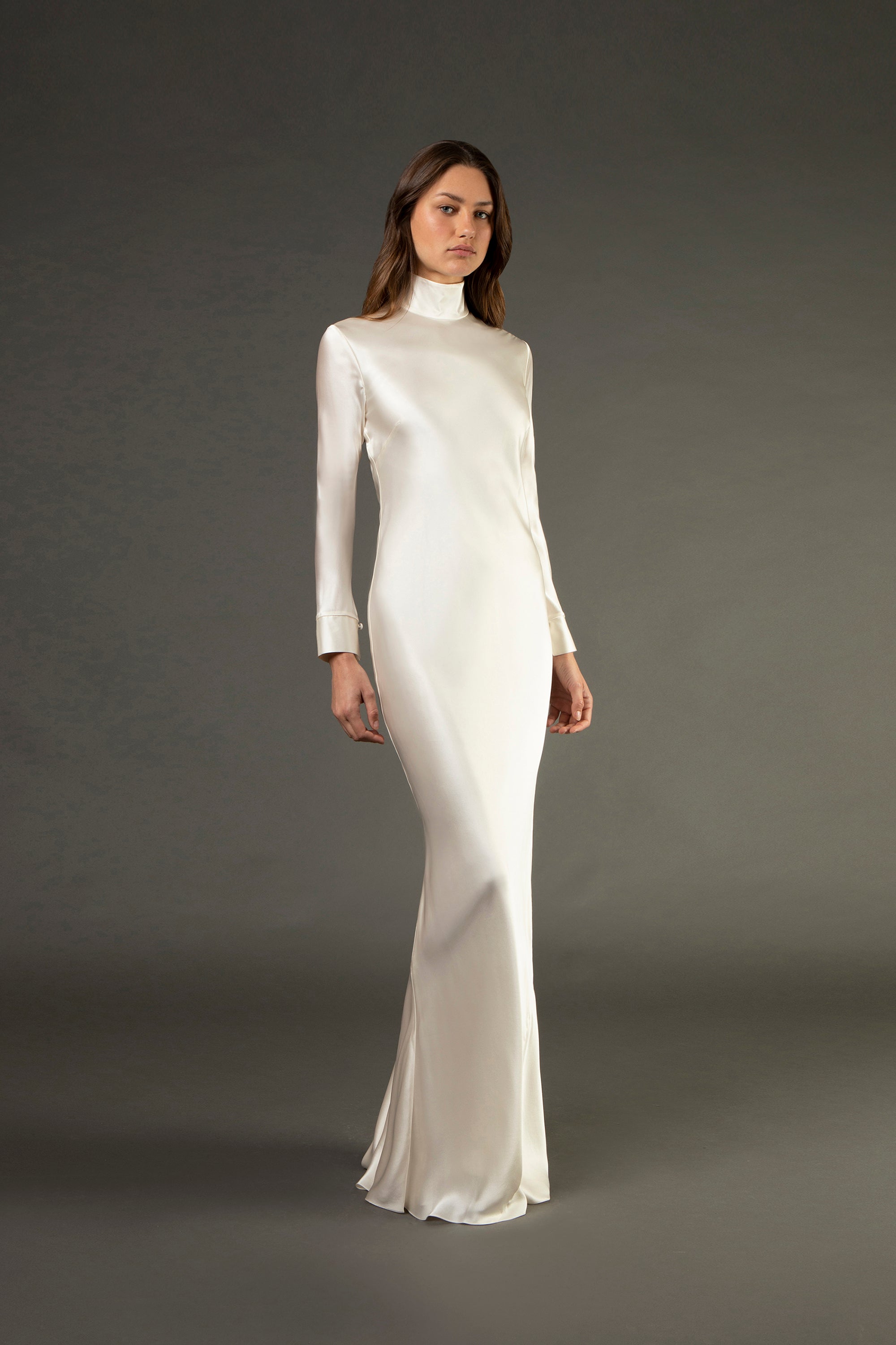 Open back long sleeve gown - ivory – Michelle Mason